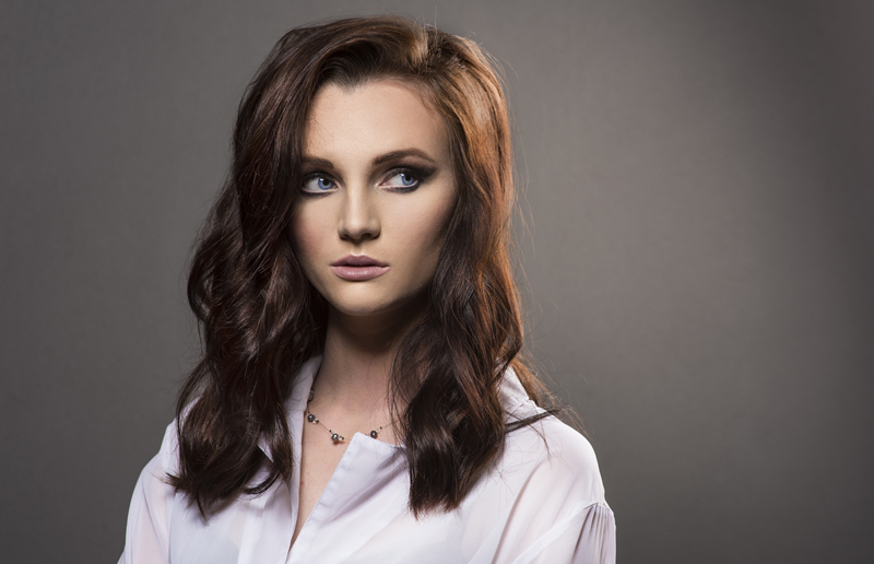 Ayla releases new song “When The World Ends” - Listen Here Reviews