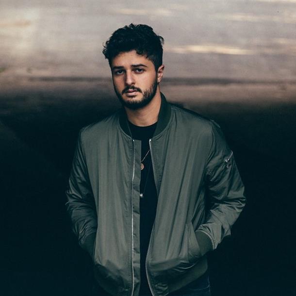Sam Setton releases new single “Stranger” - Listen Here Reviews